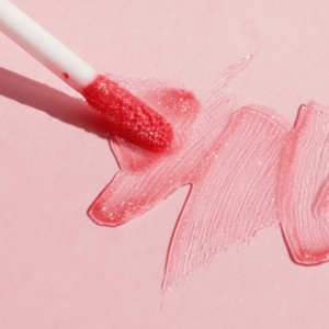 What is Lip Gloss Made Of? Discover the Key Ingredients and Their ...